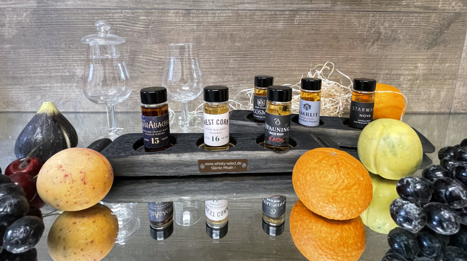 Whisky Samples Bar Display – Bartender – Bar Rack – Whisky-Select